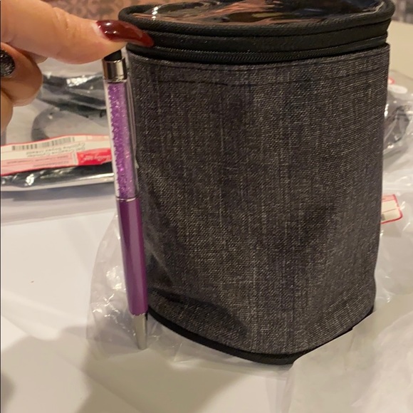 thirty-one | Office | Retired Style Thirtyone Get Creative Cylinder ...